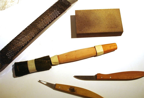 Braiding Rawhide onto a Knife Handle